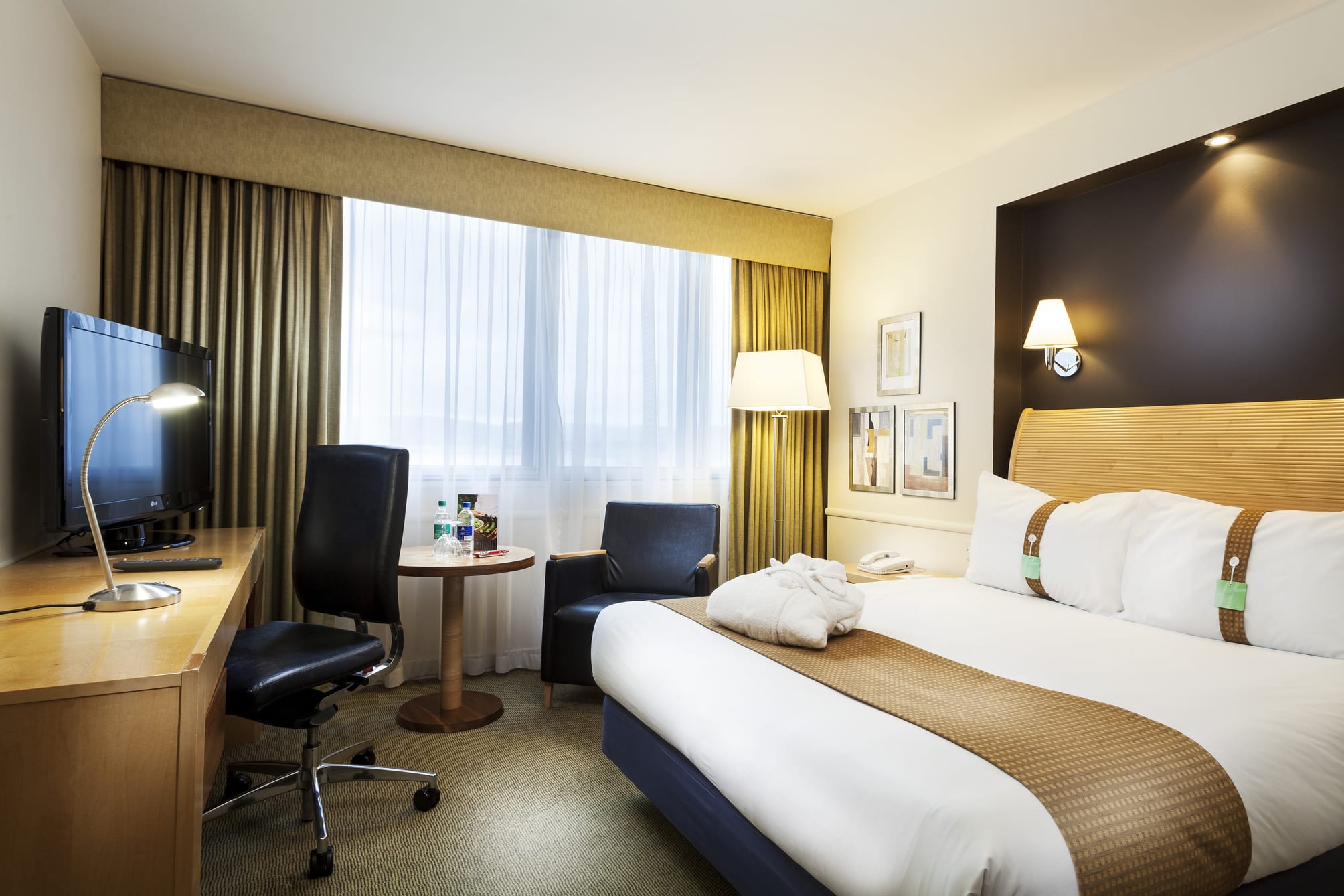 Holiday Inn Glasgow Airport, Glasgow | Best deals | lastminute IE