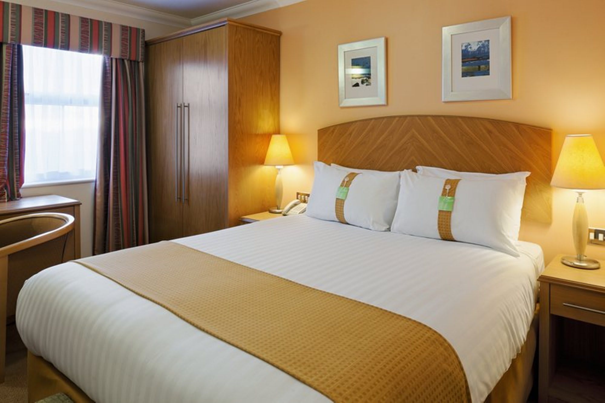 Premier Inn Manchester Airport (M56/J6) Runger Lane North, Manchester ...