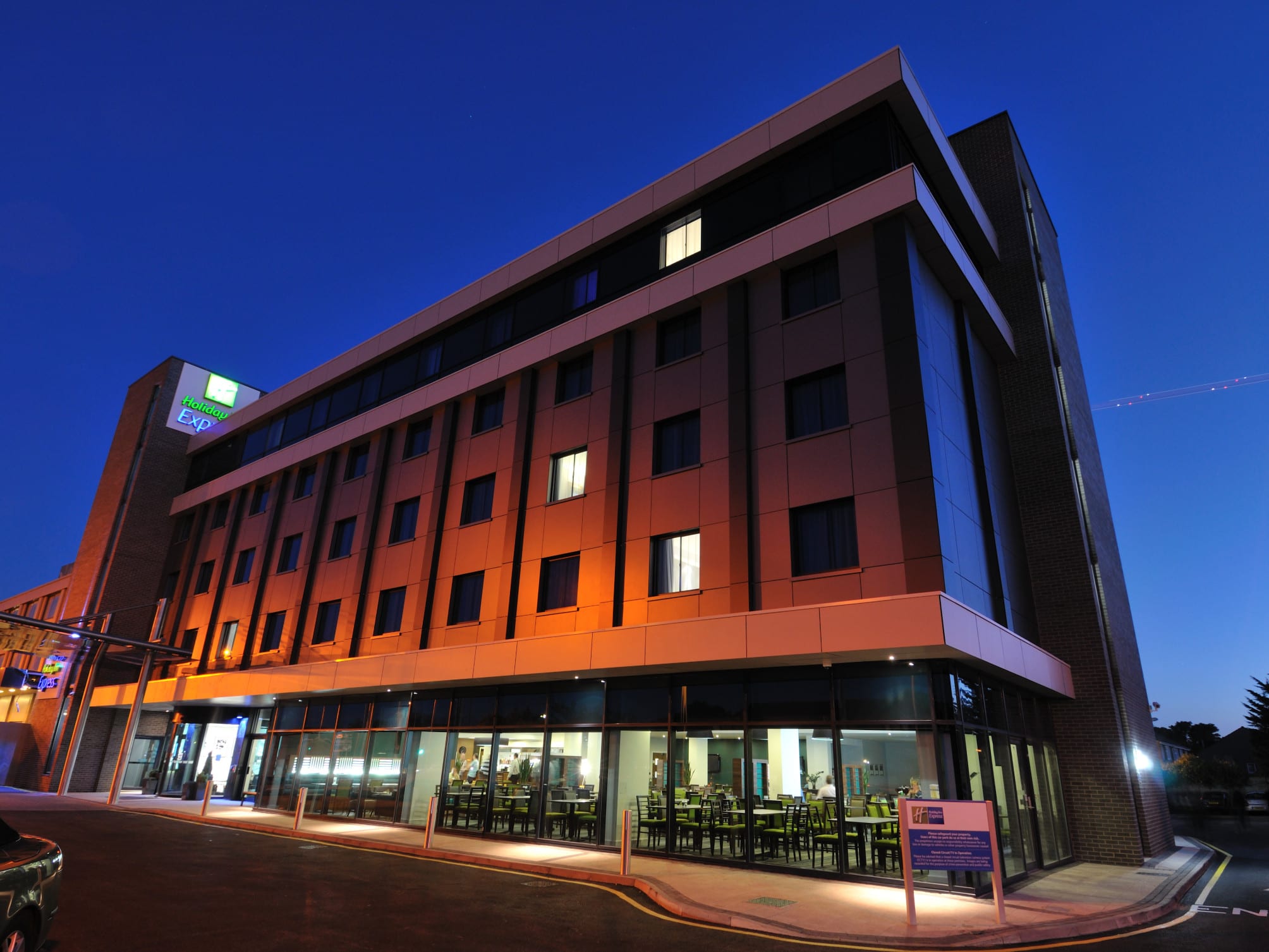 Premier Inn Cobham, Cobham | Best deals | lastminute.com