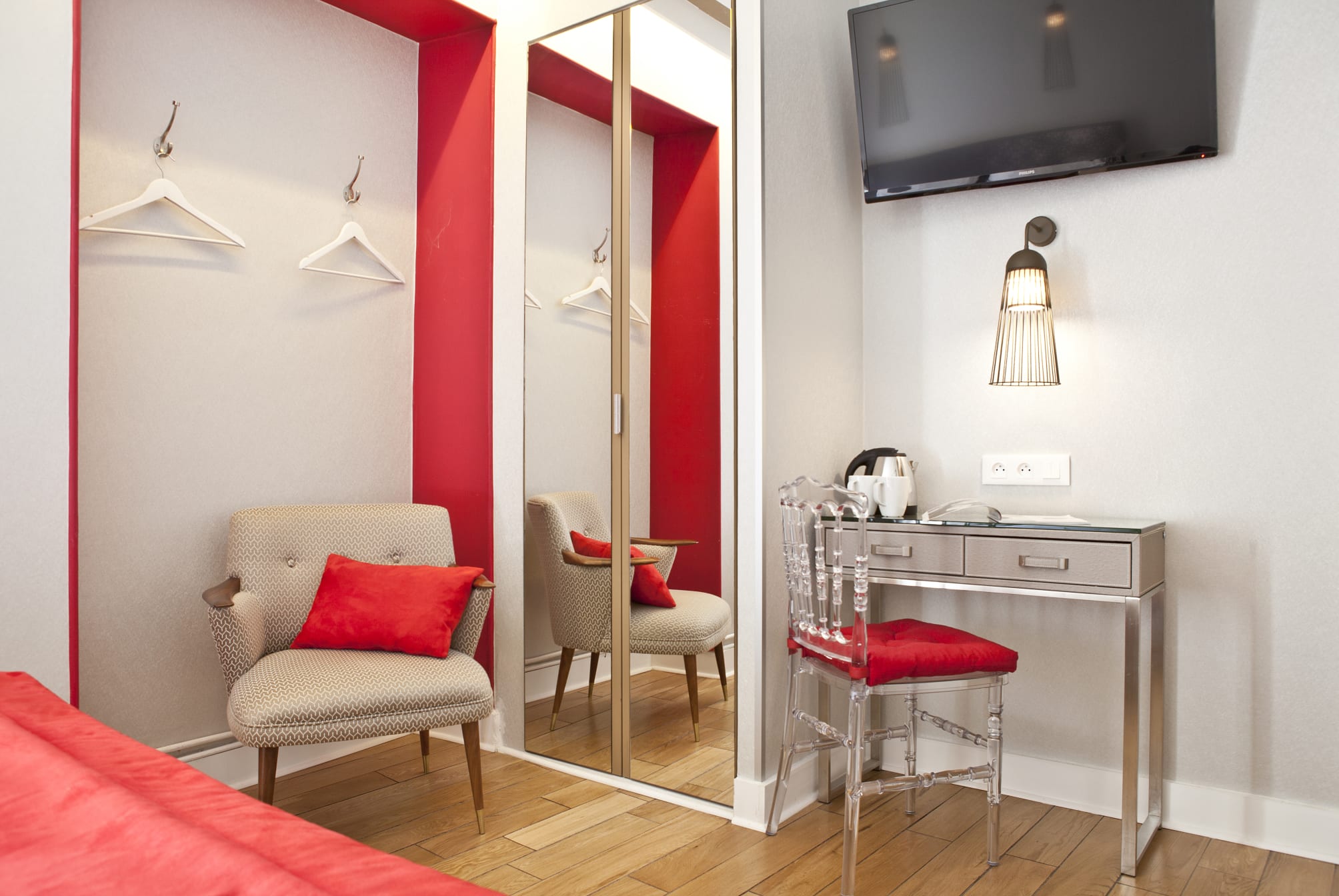 Hotel Eiffel Segur, Paris | Best deals | lastminute.com
