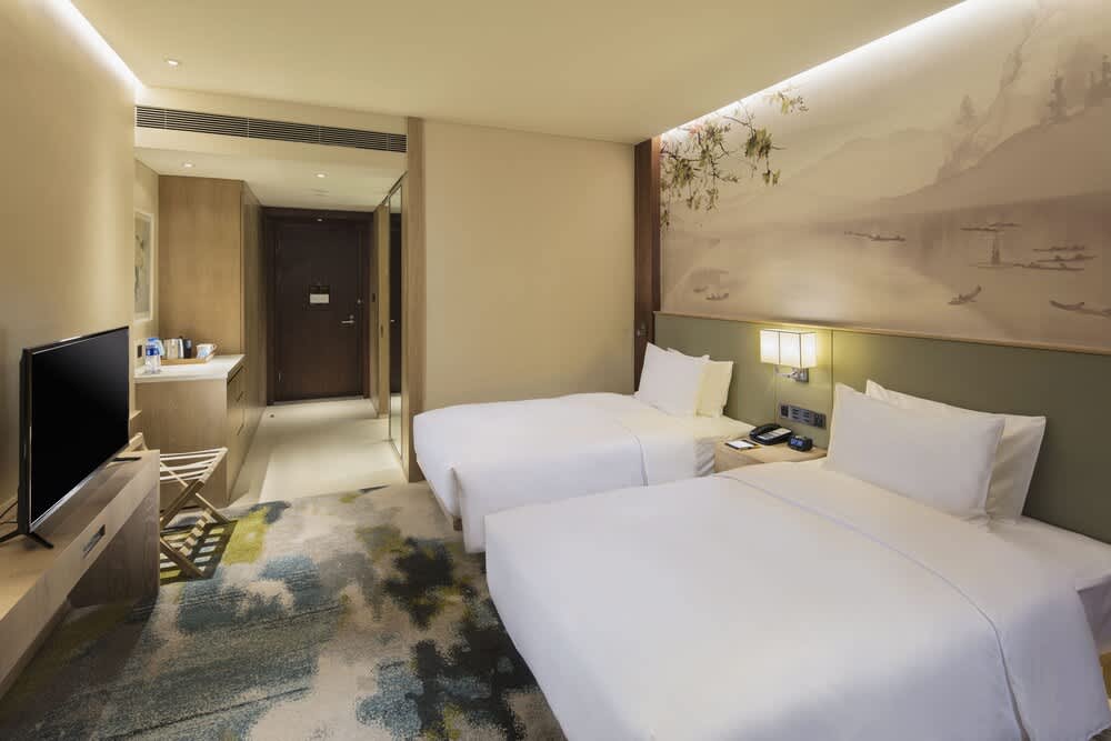 Hilton Garden Inn Hangzhou Lu'Niao, Hangzhou | Best deals | lastminute US