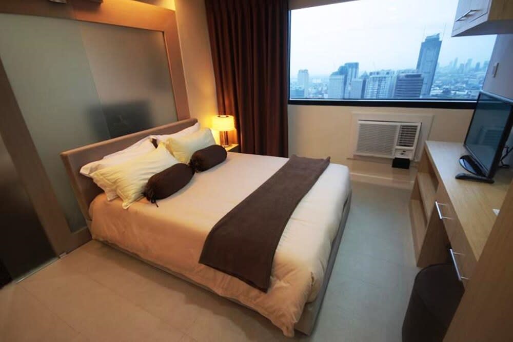 BSA Twin Towers, Mandaluyong | Best deals | lastminute.com