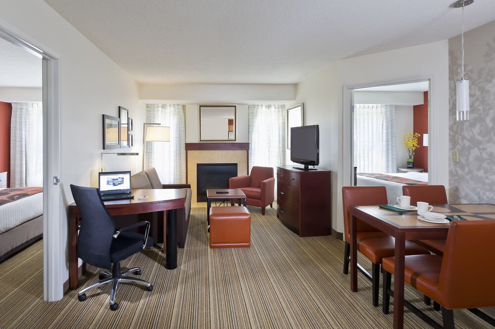 Residence Inn by Marriott Houston The Woodlands/Lake Front Circle, The ...