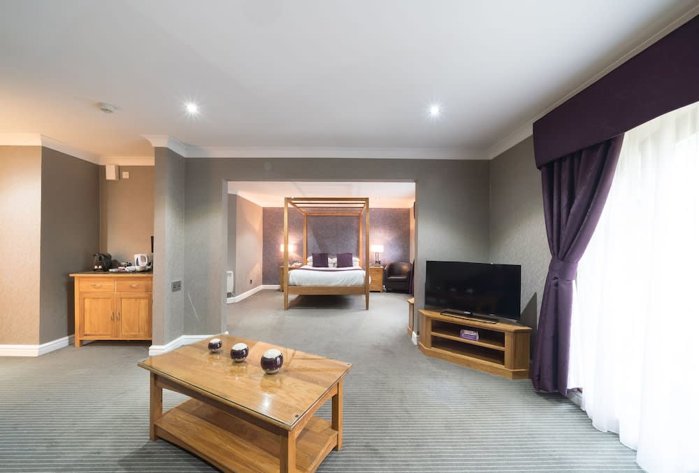 Premier Inn Haydock Park/m6 J23, Warrington | Best deals | lastminute.com