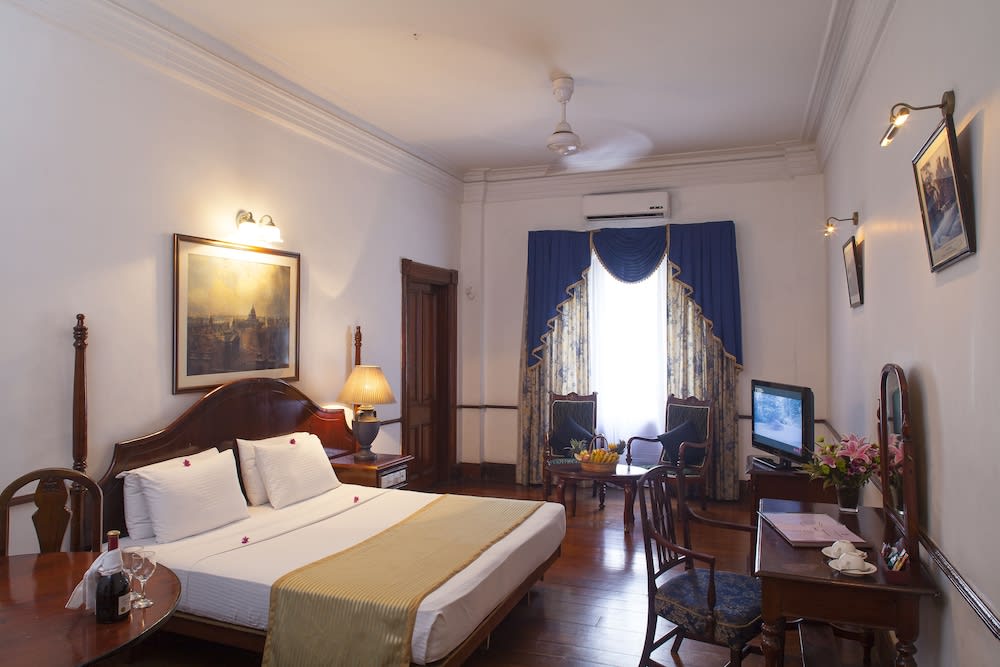Queen's Hotel Kandy - 160 Years of Heritage & Luxury, Kandy | Günstige ...
