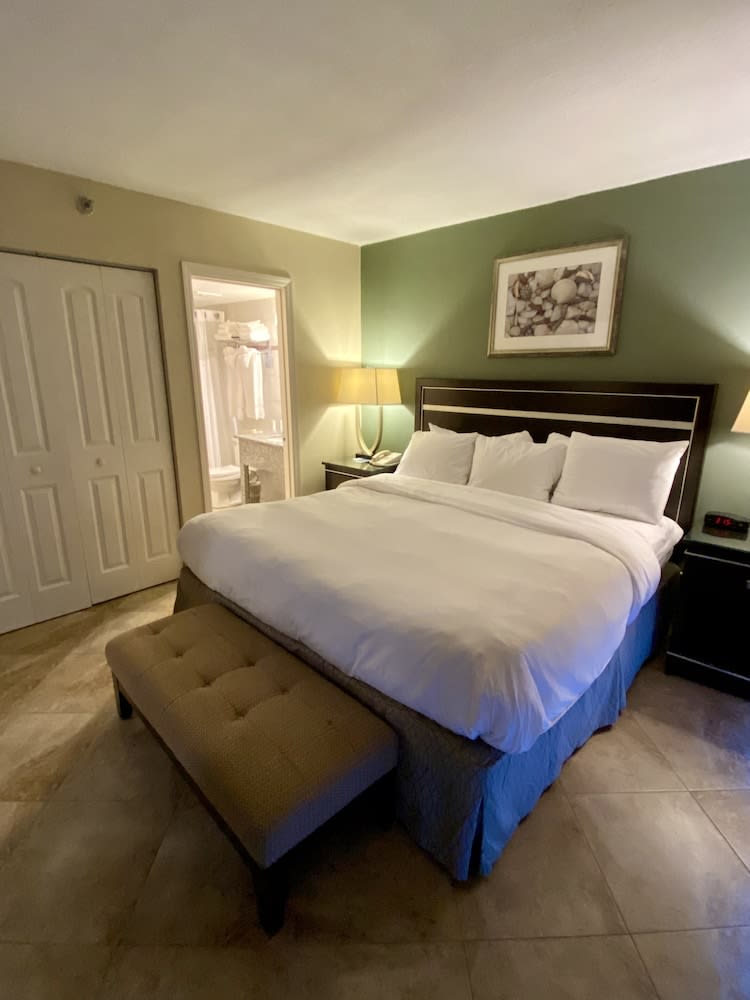 Radisson Suite Hotel Oceanfront, Indialantic | Best deals | lastminute.com