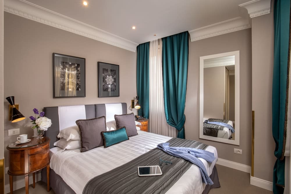 Condotti Boutique Hotel, Rome | Best deals | lastminute.com