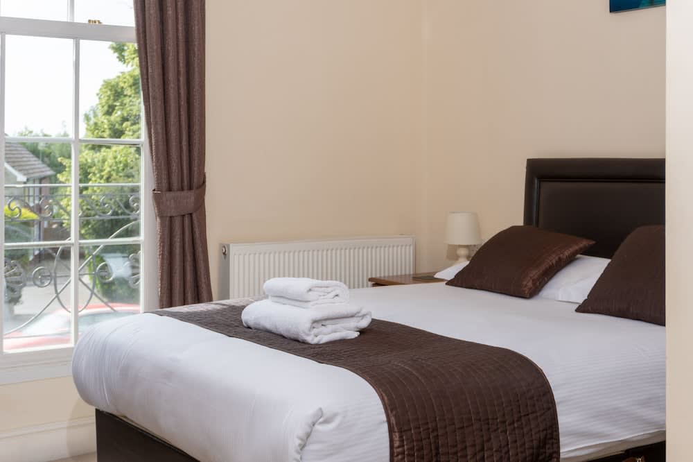 The Lawns Guest House, Retford | Best deals | lastminute.com