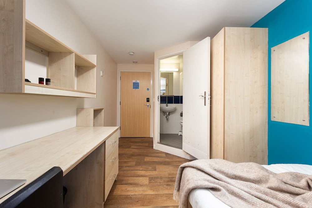 Arena Village - Campus Accommodation, Leeds | Best deals | lastminute.com