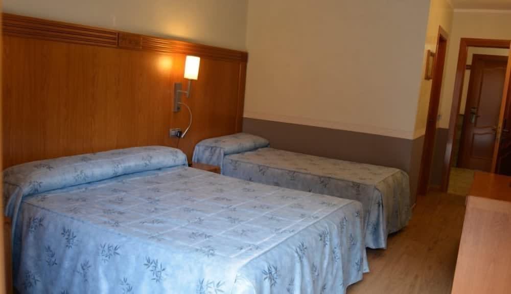 Hostal La Font, Os de Civís | Mejores ofertas | lastminute ES