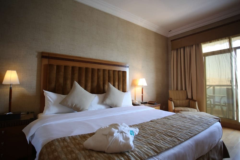 Atana Khasab Hotel, Khasab | Best deals | lastminute.com