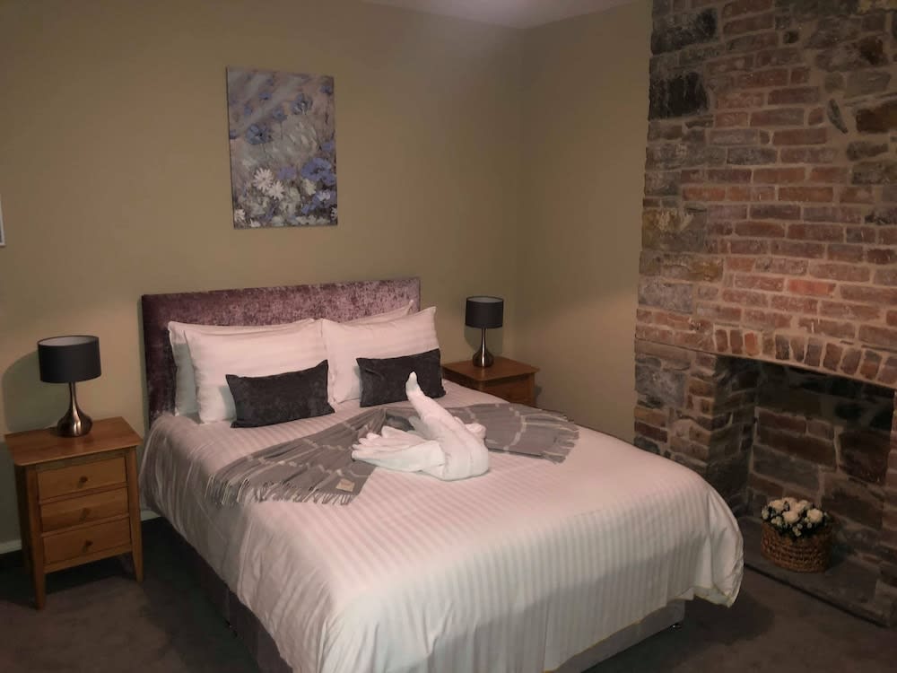 Premier Inn Merthyr Tydfil, Merthyr Tydfil | Best deals | lastminute.com