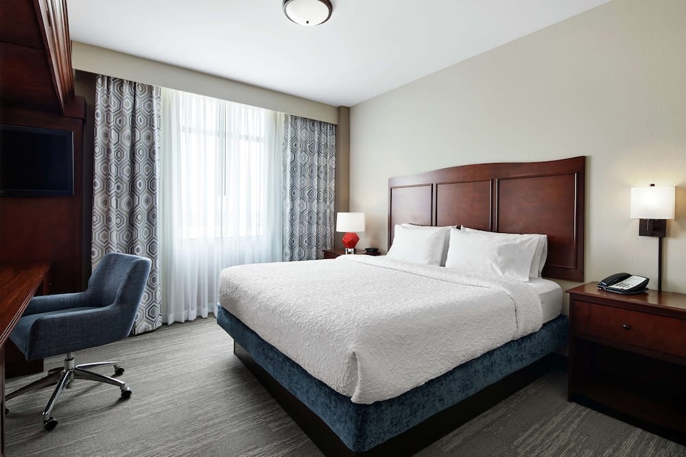 Hampton Inn & Suites Chicago/Mt. Prospect, Mount Prospect | Best deals ...
