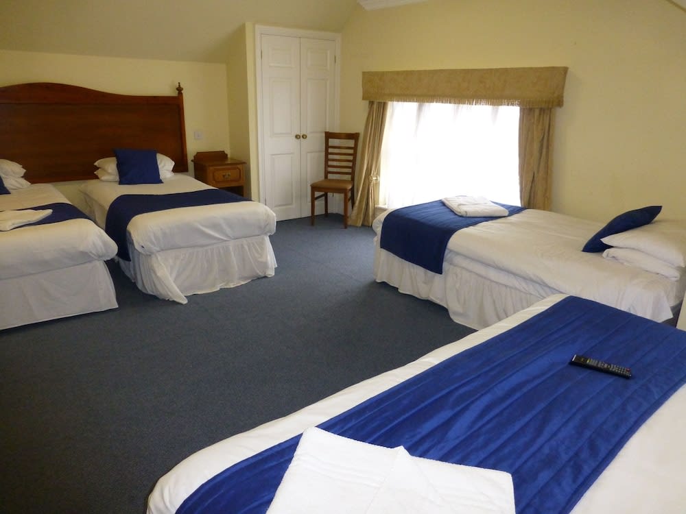 The Atherstone Red Lion Hotel, Atherstone | Best deals | lastminute.com