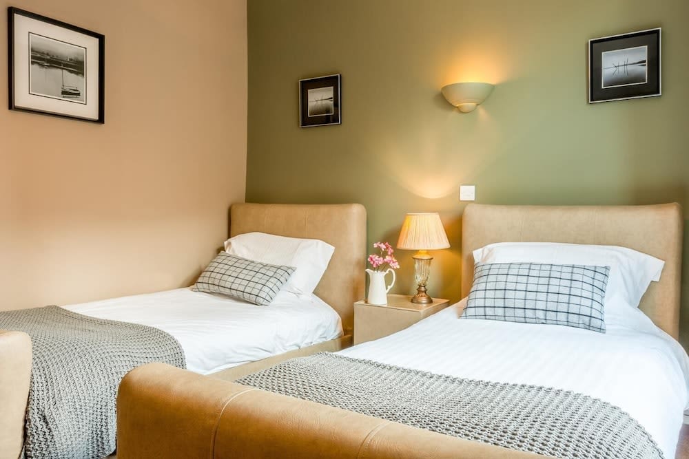 The Lounge Hotel & Bar, Penrith | Best deals | lastminute.com