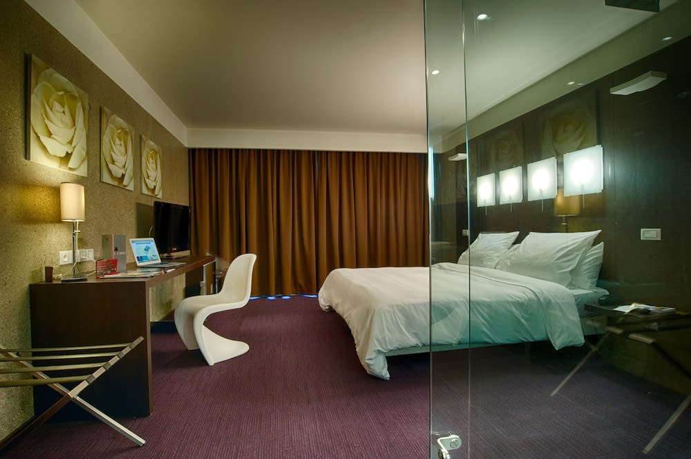 Le Rex Hôtel, Tarbes | Meilleures offres | lastminute.com FR