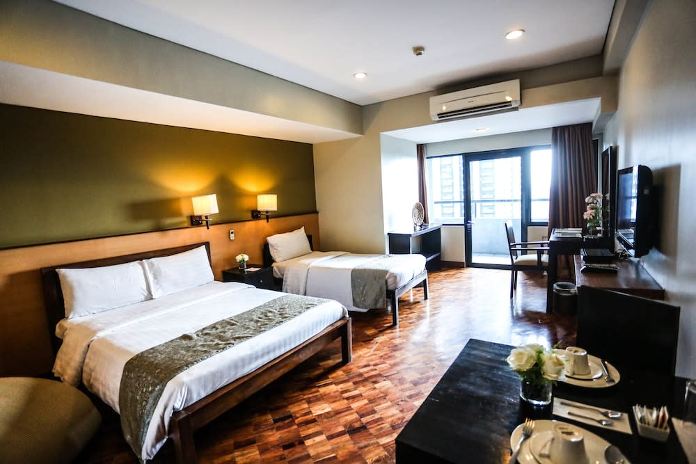 The Malayan Plaza Hotel, Ortigas | Best deals | lastminute.com