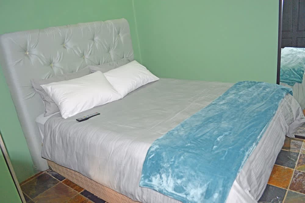 Lake Sands Manor, Pietermaritzburg | Best deals | lastminute US