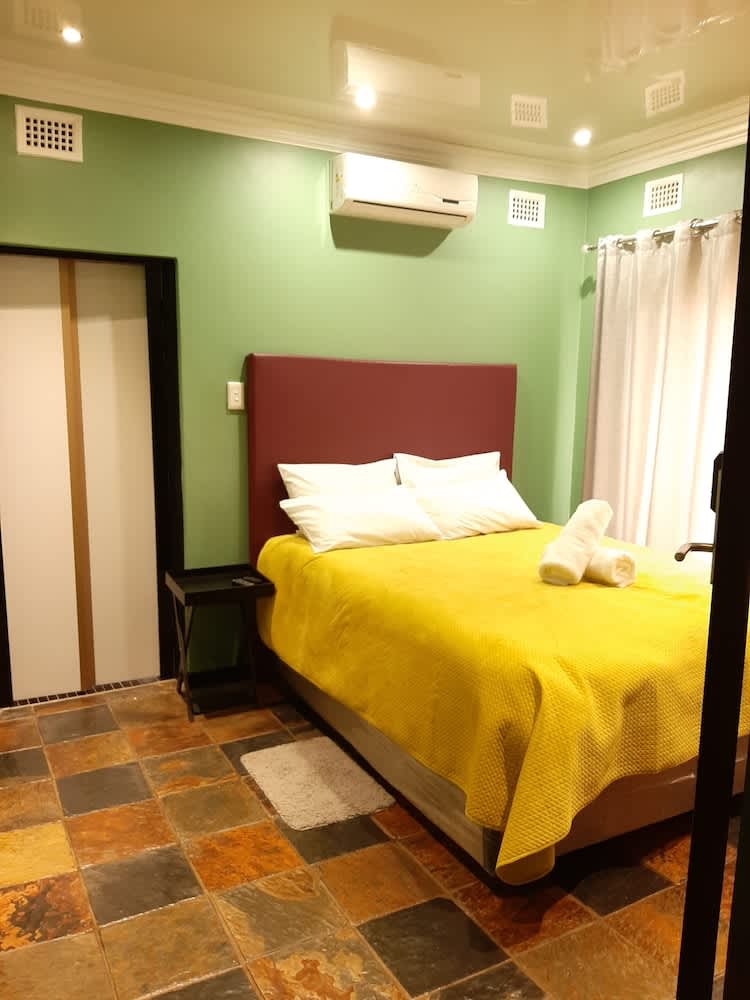 Lake Sands Manor, Pietermaritzburg | Best deals | lastminute US