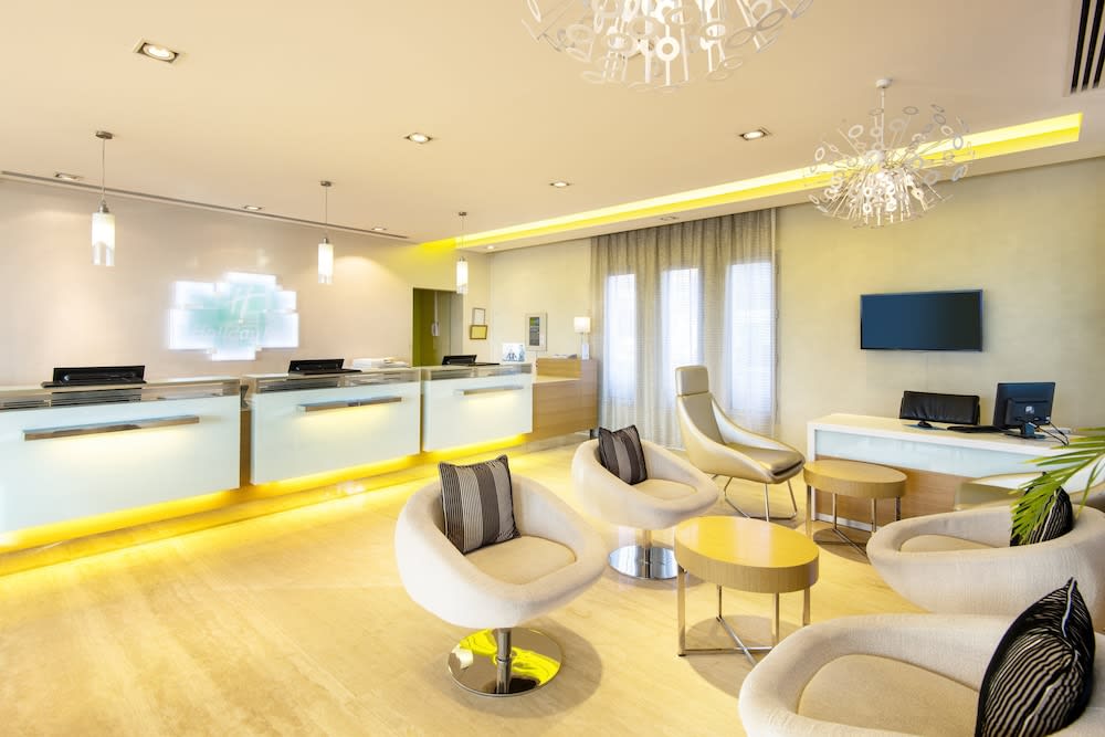 Holiday Inn MUSCAT AL SEEB, Muscat | Best deals | lastminute.com