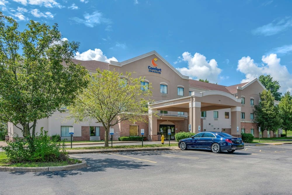 Comfort Inn & Suites St Louis-O'Fallon, O'Fallon | Best deals ...