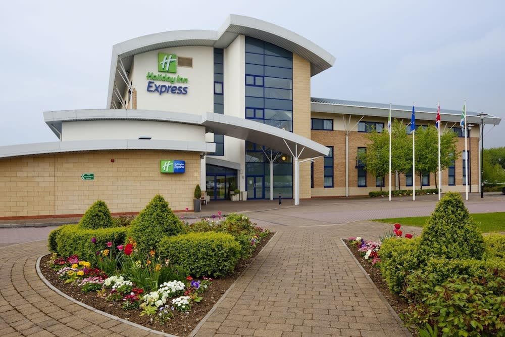 Premier Inn Silverstone, Brackley | Best deals | lastminute.com