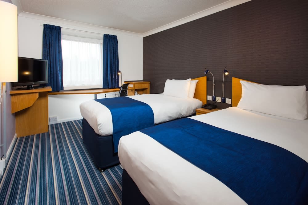 PREMIER INN NORTHAMPTON SOUTH (WOOTTON), Northampton | Best deals ...