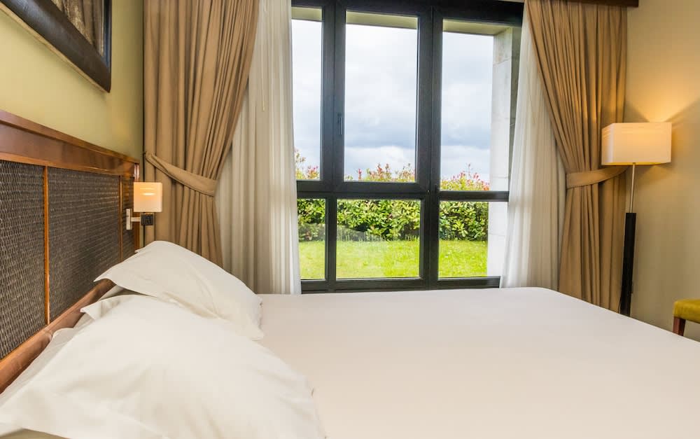 Hosteria de Torazo Nature Hotel & Spa, Cabranes | Mejores ofertas ...