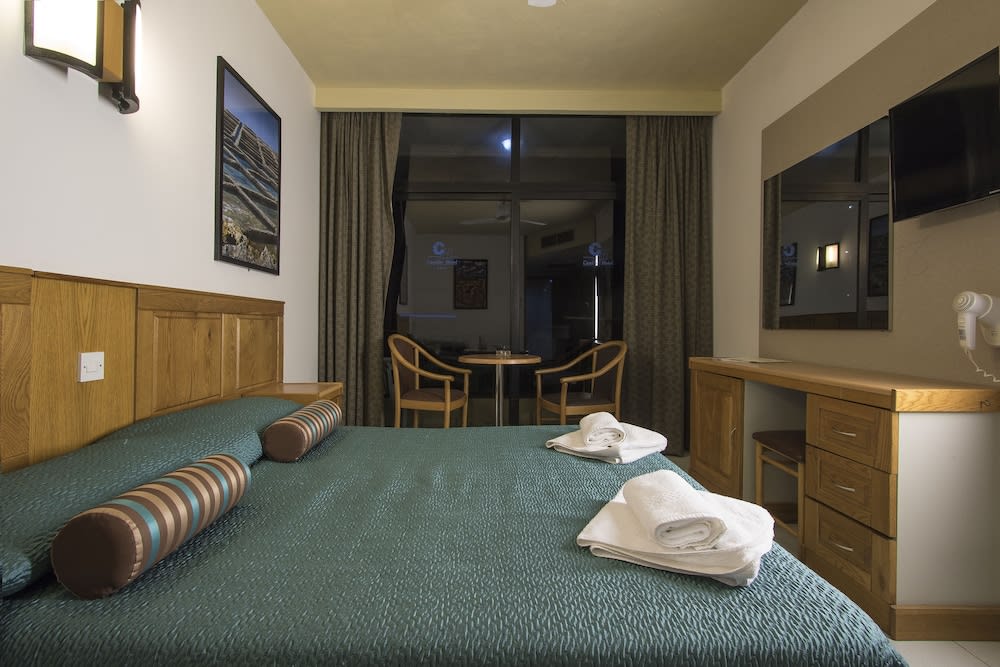 Canifor Hotel, Qawra | Beste tilbudene | lastminute.com NO