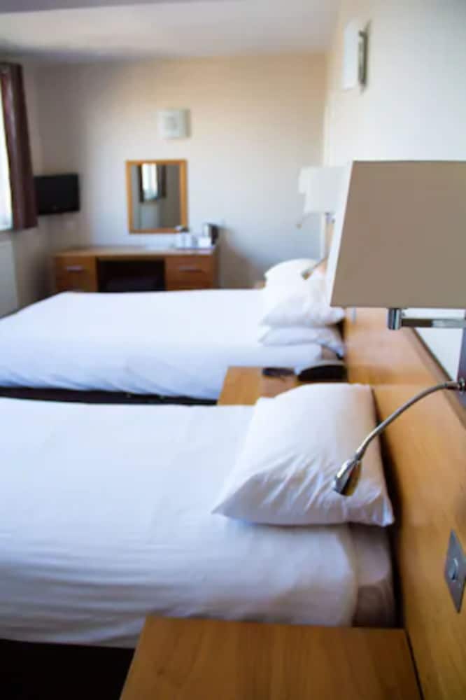 Premier Inn Rochester, Rochester, Medway | Best deals | lastminute.com