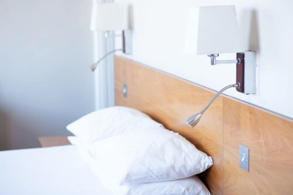 Premier Inn Rochester, Rochester, Medway | Best deals | lastminute.com