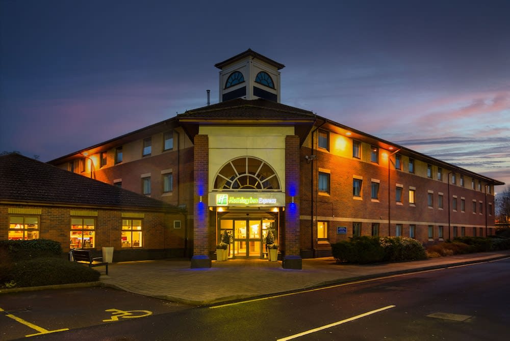 Premier Inn Stratford-Upon-Avon Waterways, Stratford-upon-Avon | Best ...