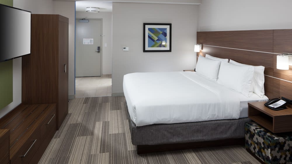 Holiday Inn Express & Suites ORLANDO AT SEAWORLD by IHG, Orlando (FL ...