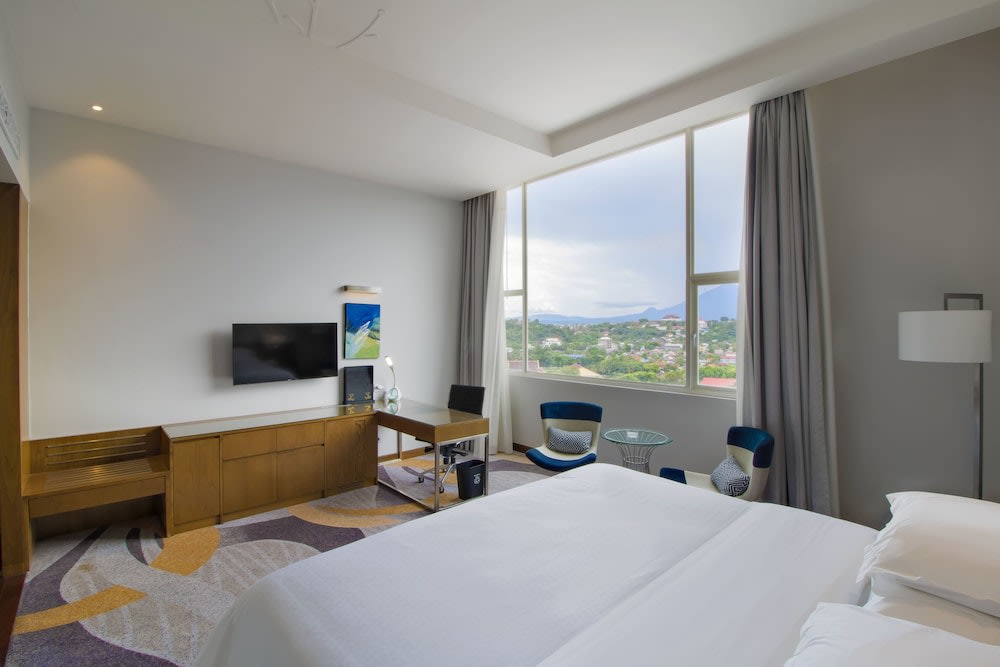 Four Points by Sheraton Manado, Manado | Best deals | lastminute.com