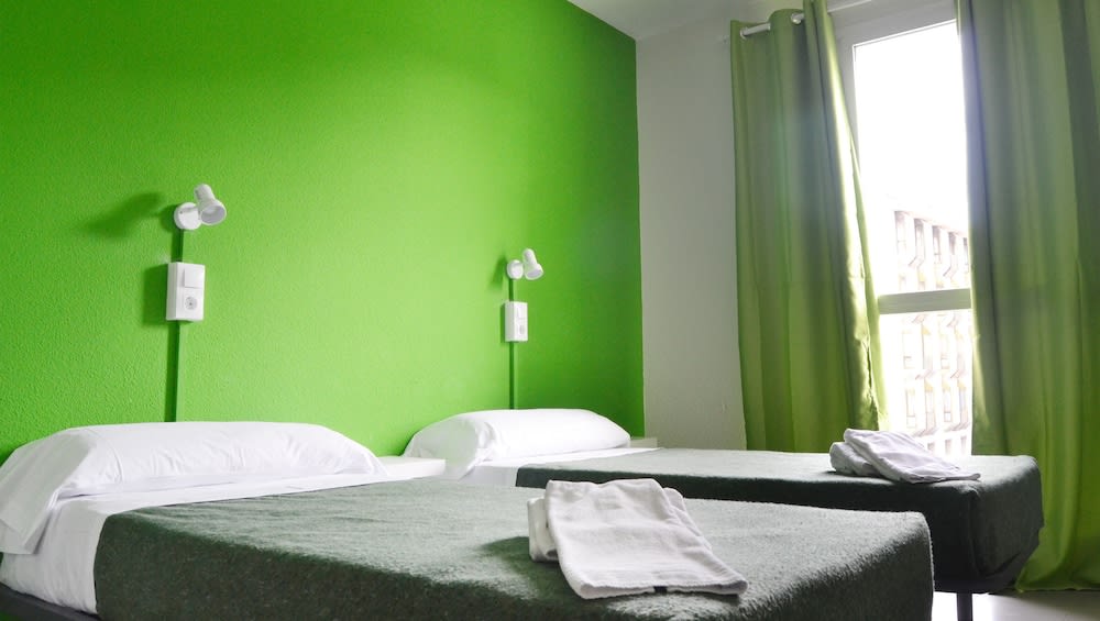 Motion Chueca - Hostel, Madrid | Mejores ofertas | Rumbo