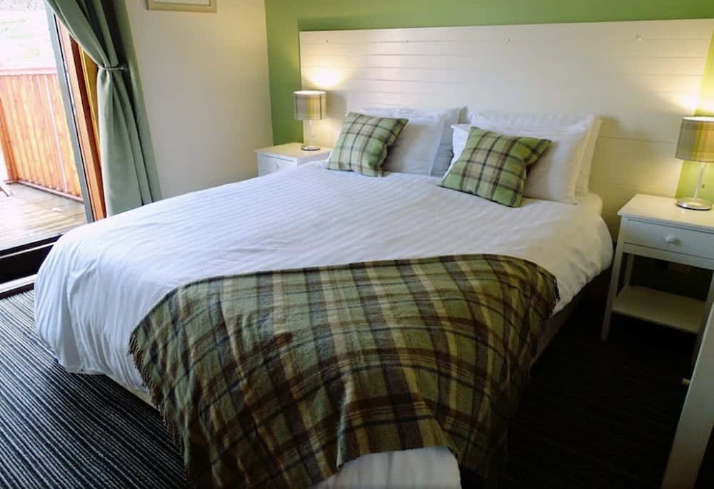 Mallaig Glamping Pods, Mallaig | Best deals | lastminute.com