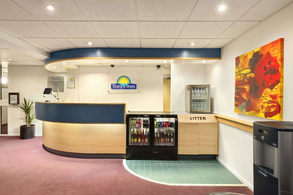 Premier Inn Bagshot, Bagshot | Best deals | lastminute.com