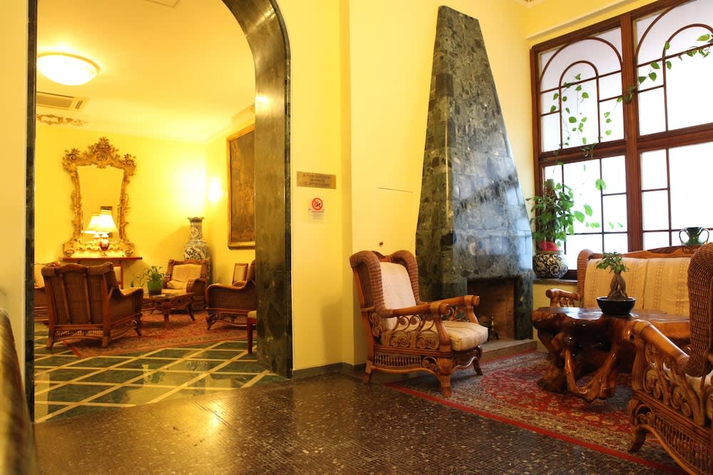 Hotel Impero, Rome | Best deals | lastminute.com