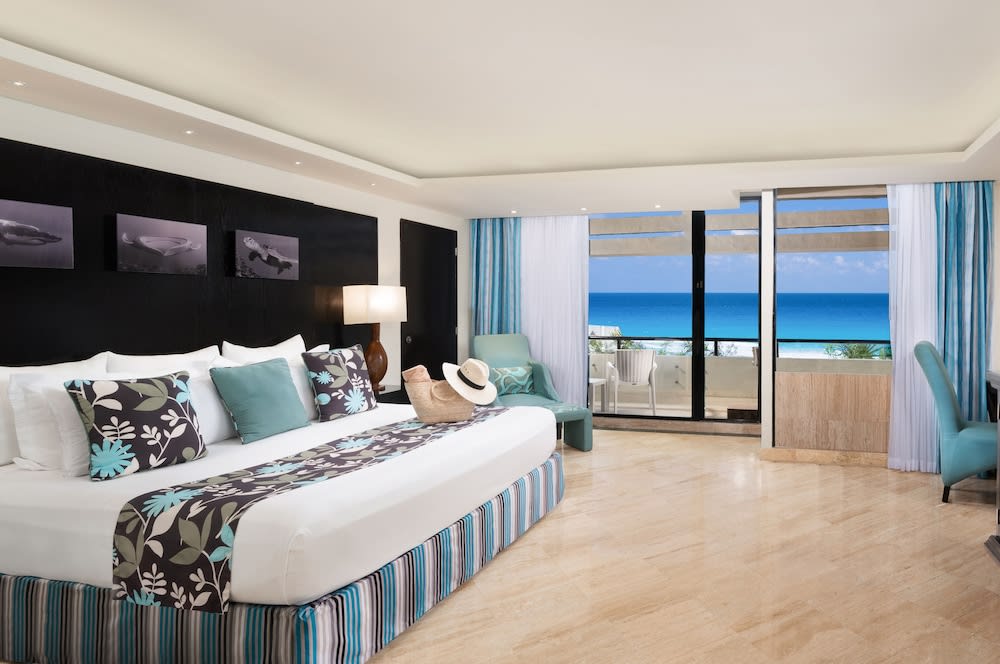 The Pyramid Cancun by Oasis - All Inclusive, Cancun | Best deals ...