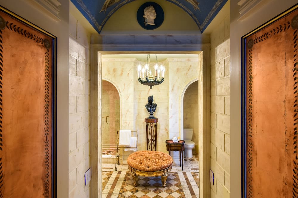 The Villa Casa Casuarina, Miami Beach (FL) | Best deals | lastminute US