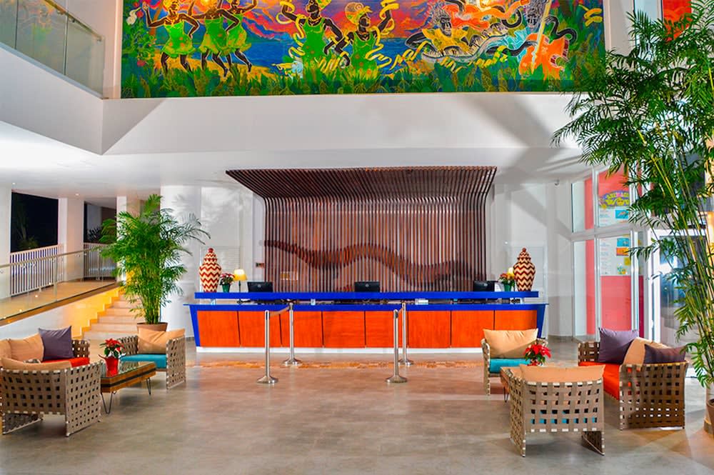 Grand Decameron Cornwall Beach, A Trademark All-Inclusive Resort ...