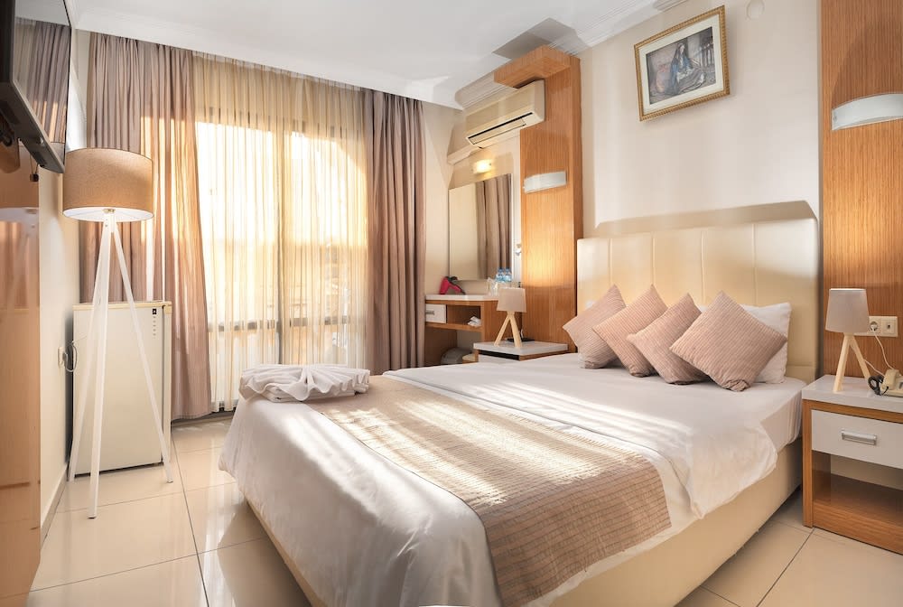 Temple Hotel, Didim | Best deals | lastminute.com