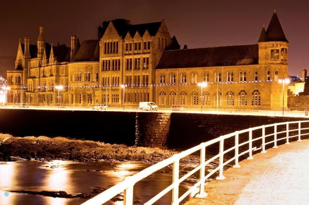 Premier Inn Aberystwyth, Aberystwyth | Best deals | lastminute.com