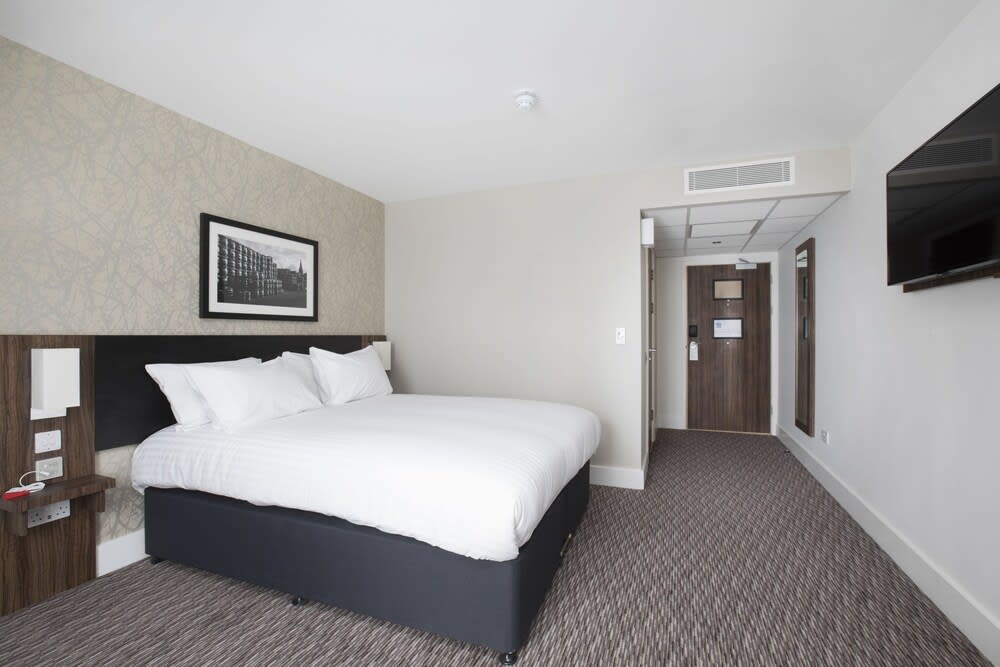 Spring River Ebbsfleet by Marston's Inns, Gravesend | Best deals ...