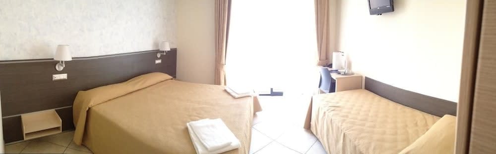 Hotel Lumin, Cremia | Best deals | lastminute.com