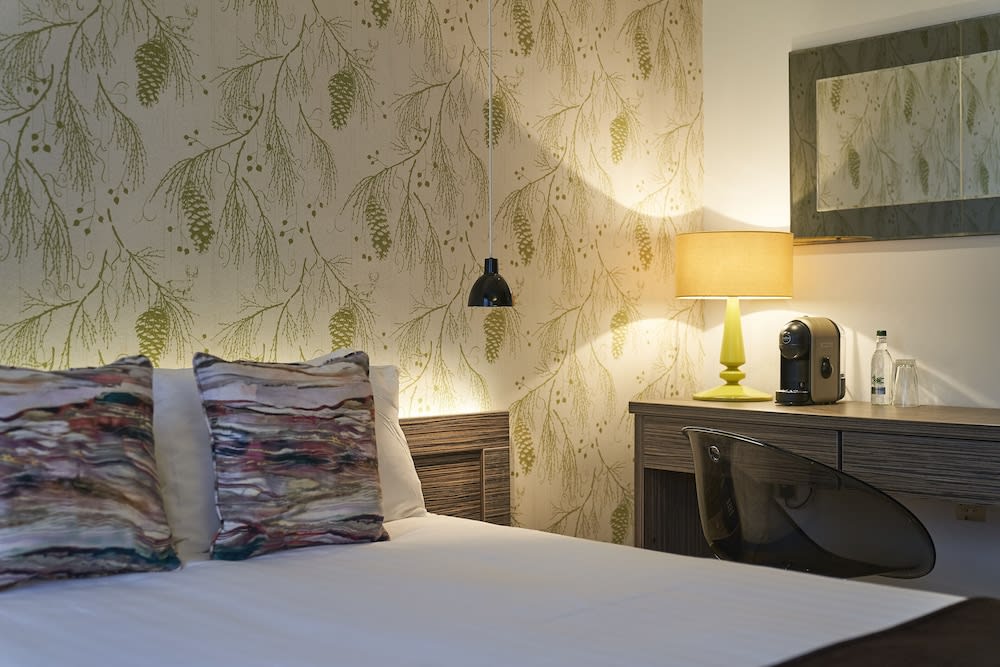 Hotel Bosco, Surbiton | Best deals | lastminute.com