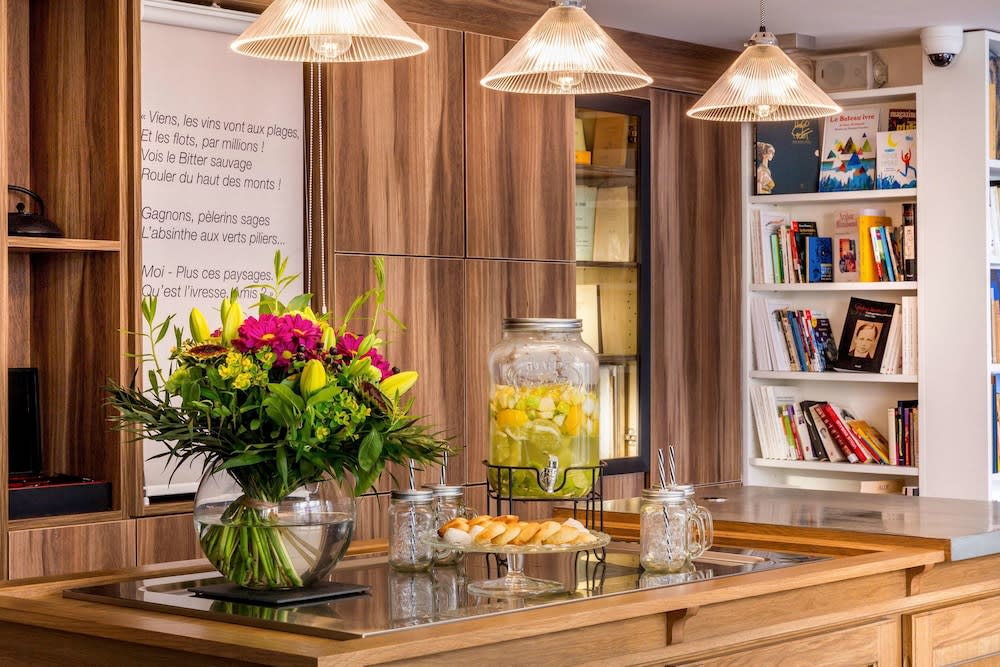 Hôtel Littéraire Arthur Rimbaud, BW Signature Collection, Paris | Best ...