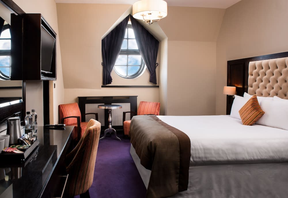 Premier Inn Leeds City Centre (Wellington Street), Leeds | Best deals ...