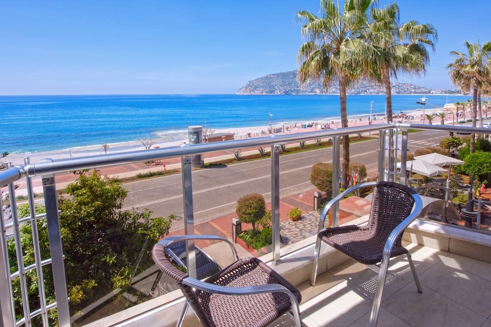 Monart City Hotel - All Inclusive Plus, Alanya | Günstige Angebote ...