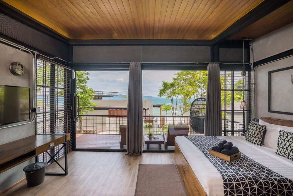 The Cabin Beach Resort, Koh Phangan | Best deals | lastminute.com